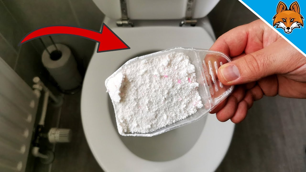 Versez de la lessive en poudre dans vos toilettes et regardez ce qu'il ...